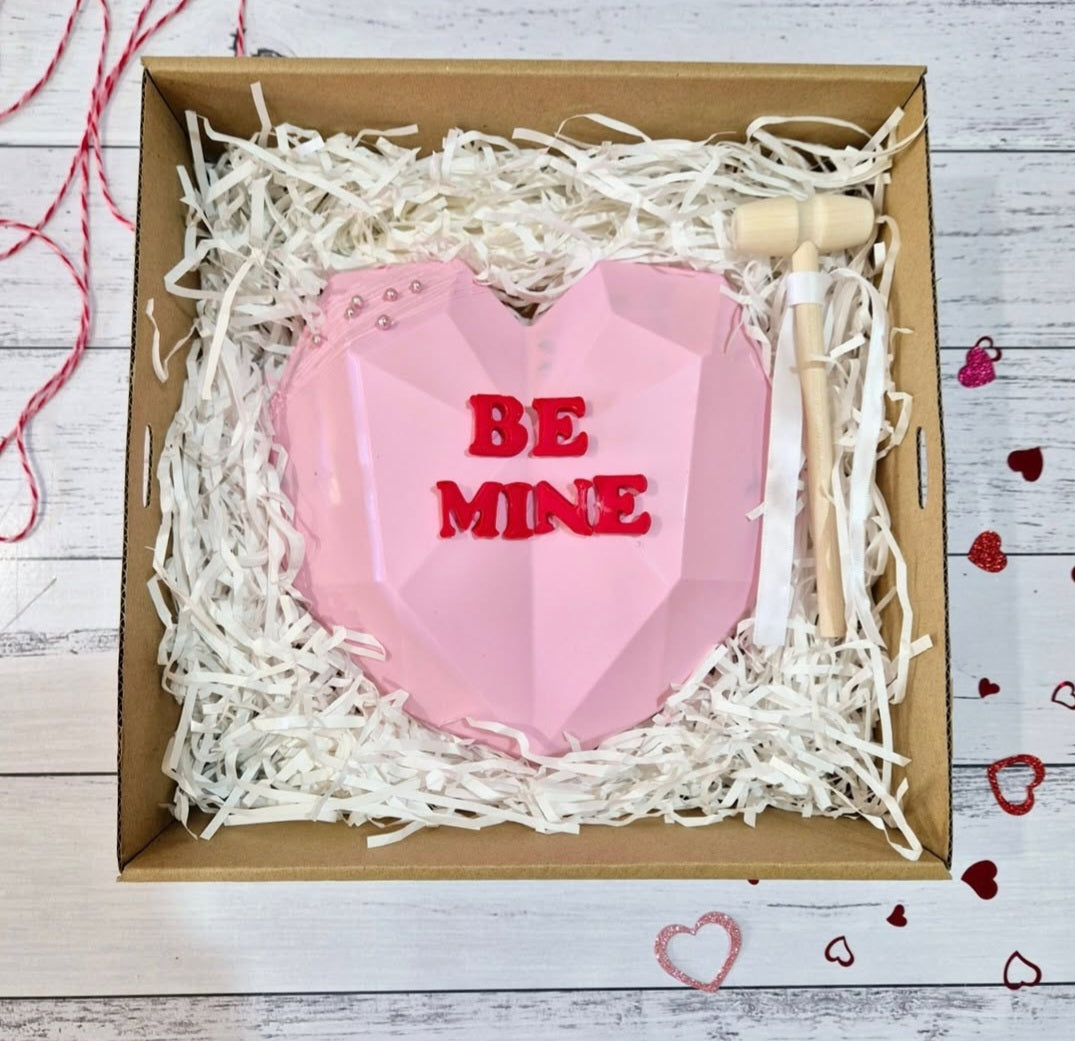 Be Mine Geo Heart Smash Cake – Spencer and Co Cookies